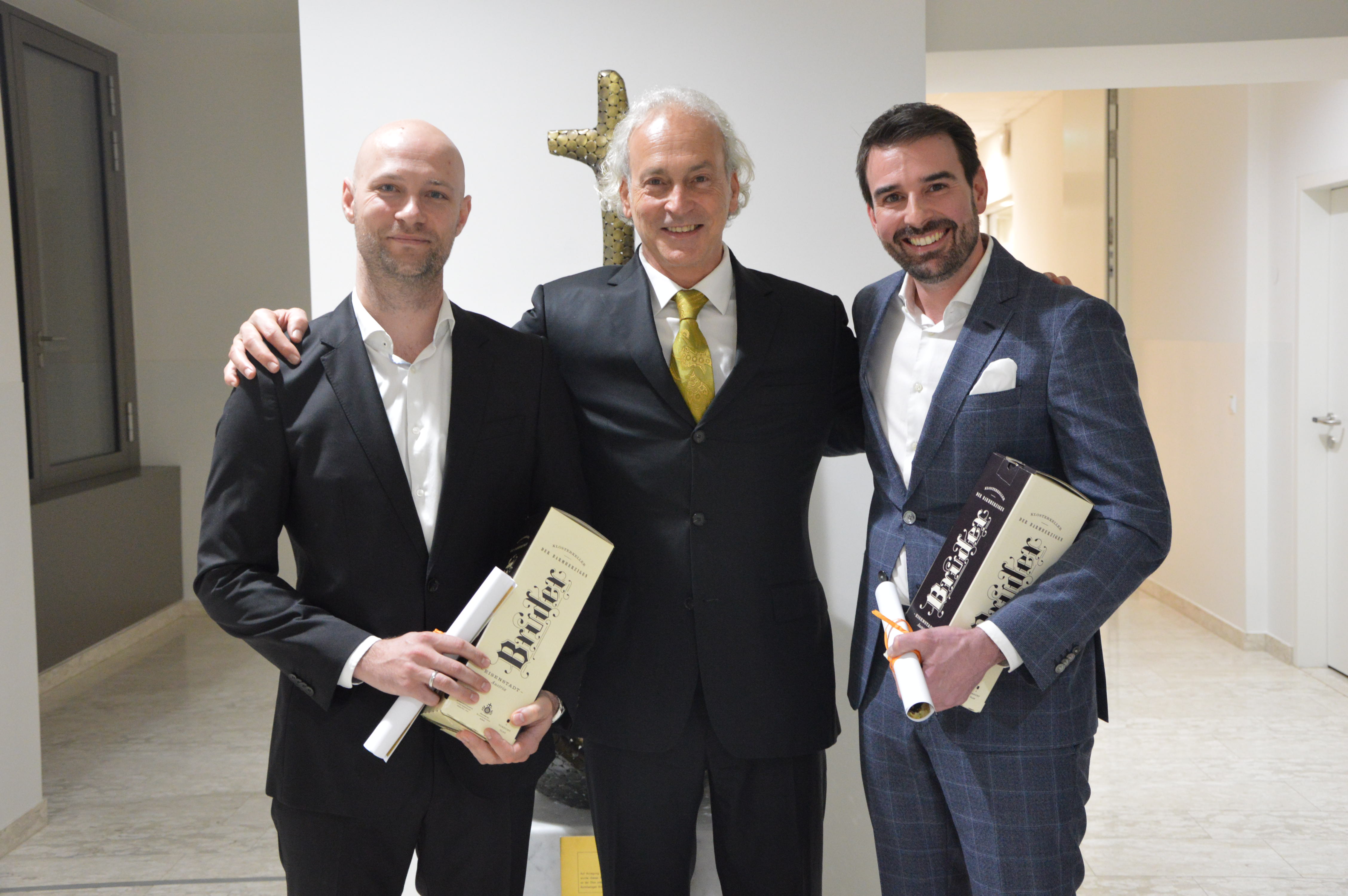 Frühlingsfrische Verstärkung: 5 neue Oberärzte für unser Haus